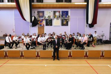 Queen Elizabeth II High School